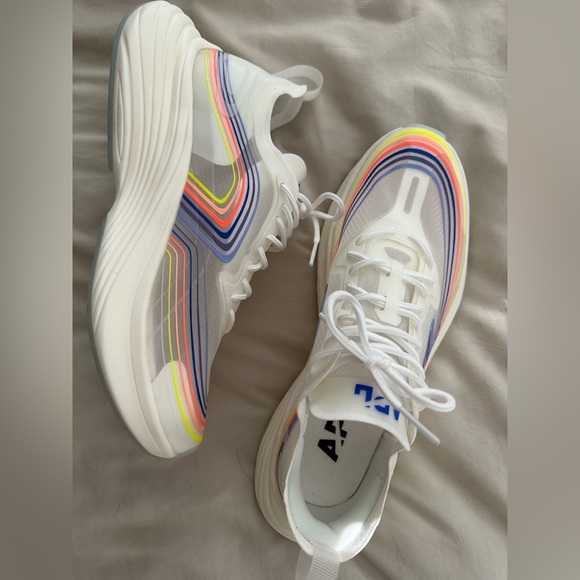 APL | Shoes | Apl Womens Streamline Multicolored Size 8 Never Been Worn ...